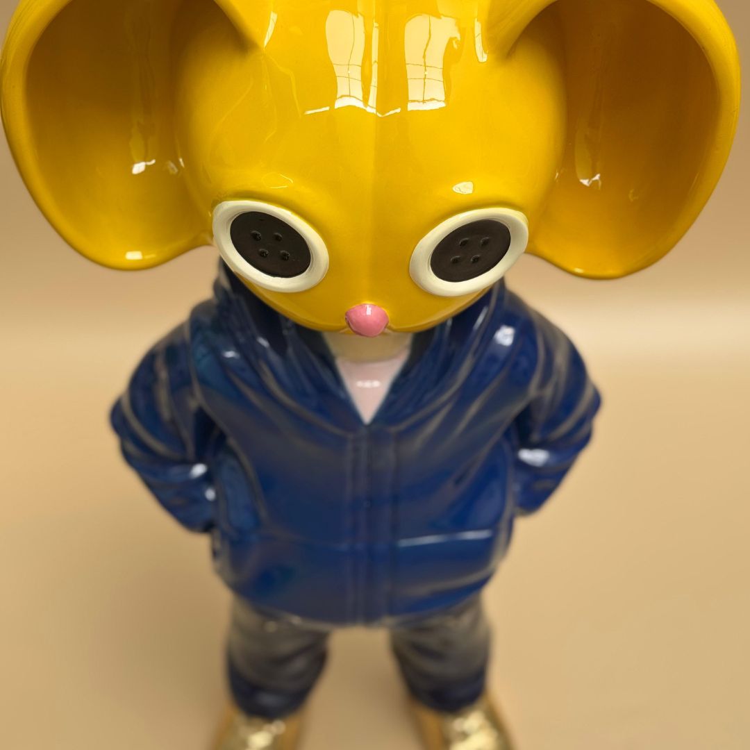 Wind on Mars exists.